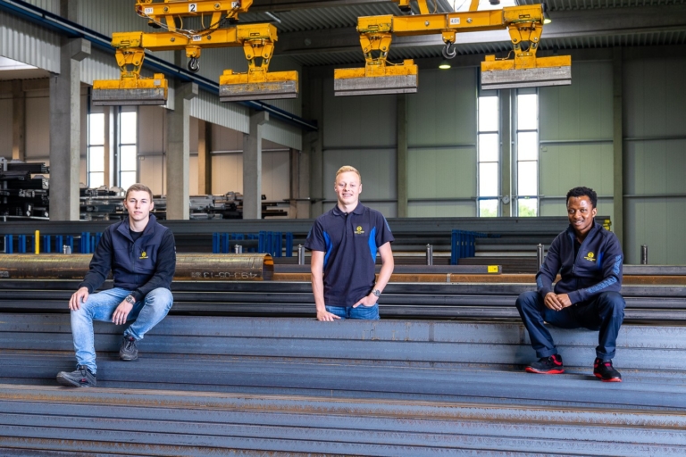 Ullner u. Ullner begrüßt neue Auszubildende! - Ullner u. Ullner